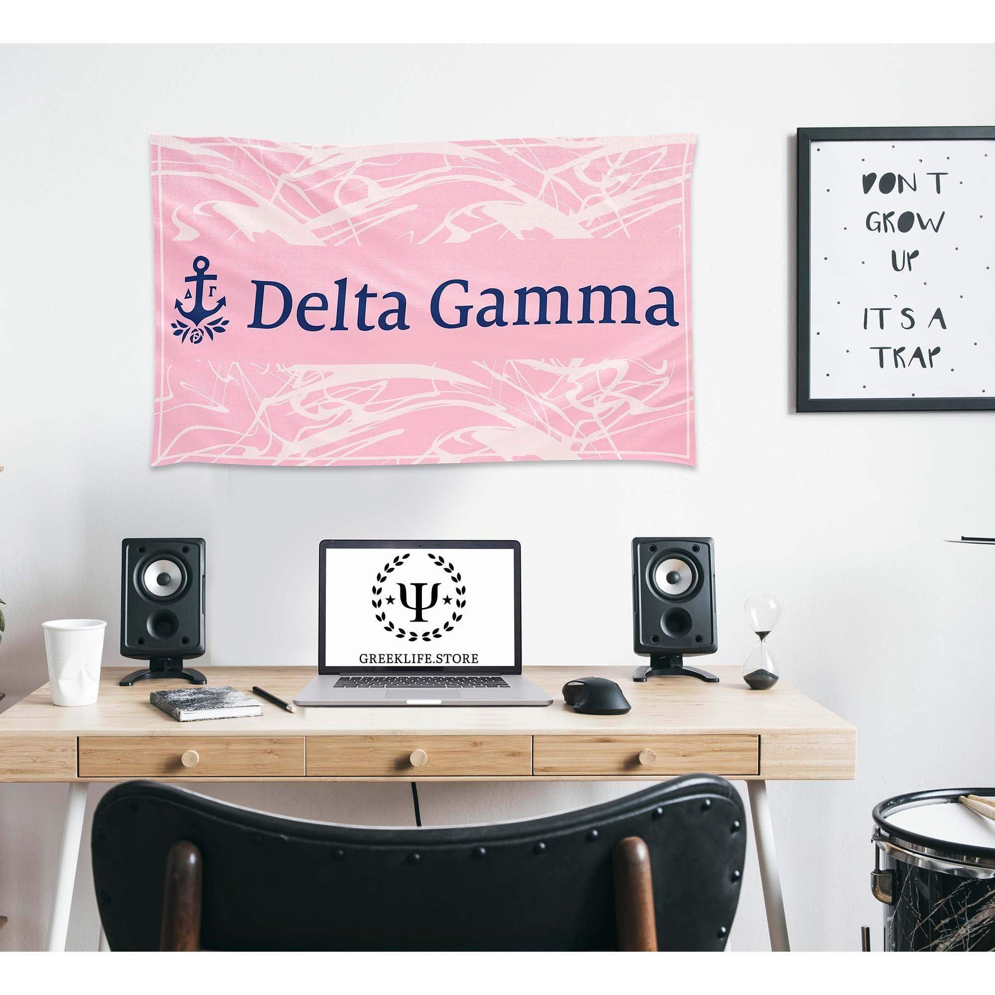 Delta Gamma Flags and Banners — GreekLife.Store